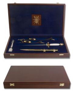 German Navy Dagger Presentation Box - All Questions